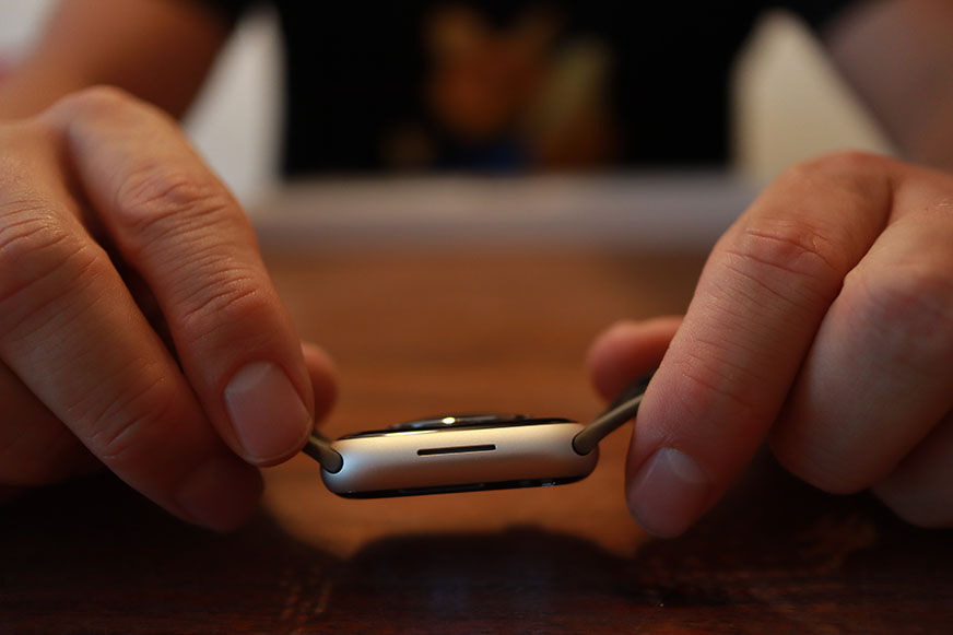 Apple Watch Series 8 Review UK | Is it worth the price?