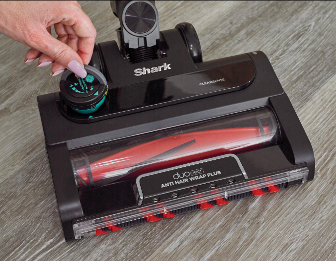 Shark Stratos Cordless Vacuum Review (IZ420UKT) | UK 2025